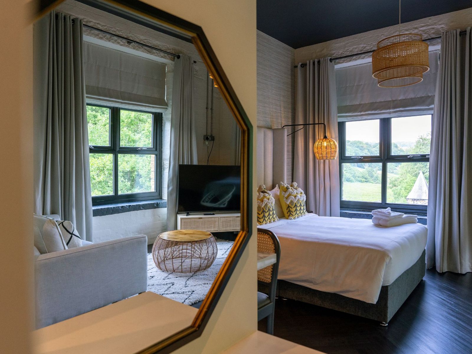 Introducing Your Interior Designers - A Bit of Eyecandy